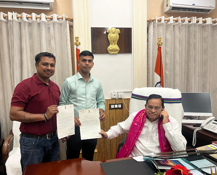 A Day of Pride: Bihar Honors World Record Holders Manish Jha and Ranapratap Singh - Hindustan Saga